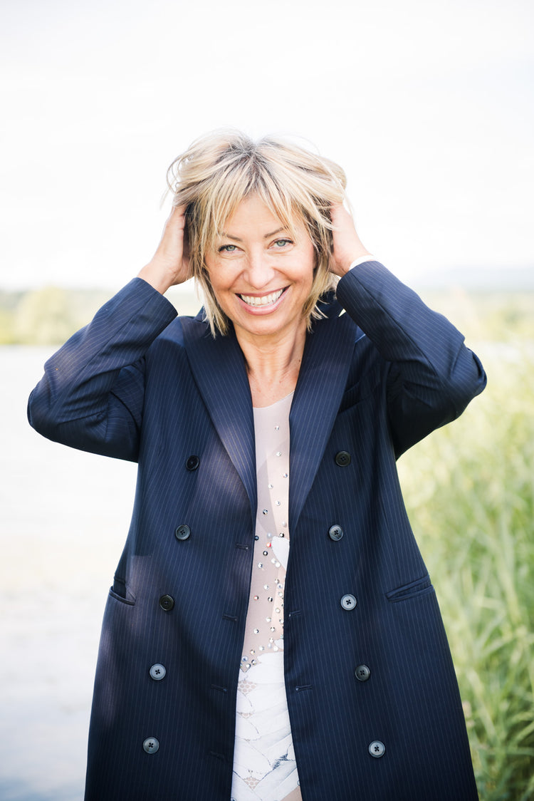 Introduction videos – Maya Fiennes